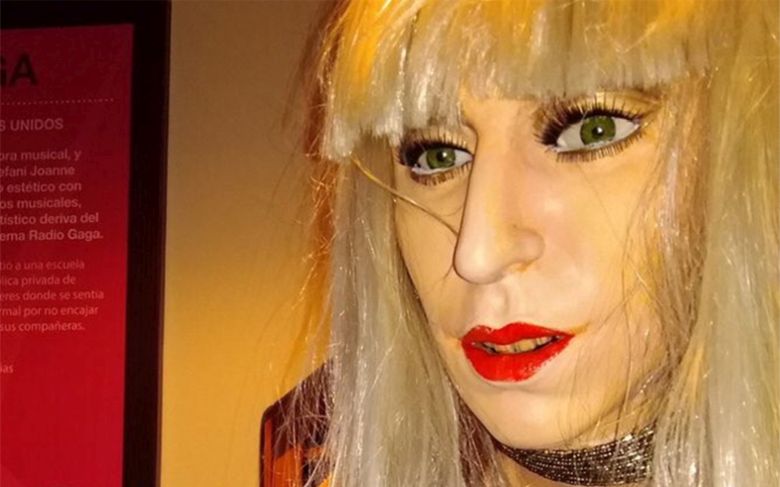 Aυτό είναι το πιο αποτυχημένο ομοίωμα της Lady Gaga | AlphaNews