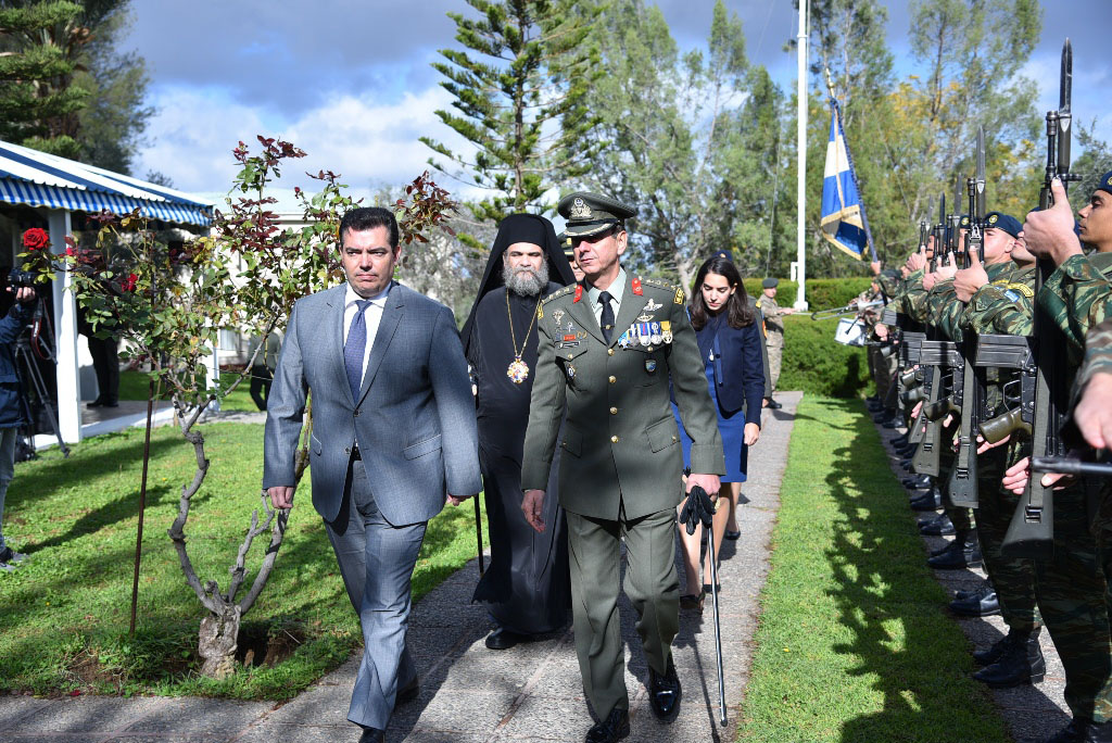 Στο στρατόπεδο της ΕΛΔΥΚ, γιορτάστηκε η Ημέρα των Ενόπλων Δυνάμεων ...