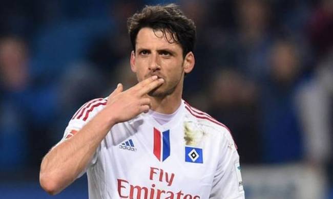 Σε πρώτο πλάνο Κατσάρ και στη συνέχεια αριστερό μπακ για την Ανόρθωση ...