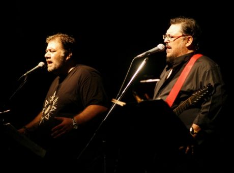 Τα δάκρυα του Δημήτρη Σταρόβα on stage για τον θάνατο του Λαυρέντη ...