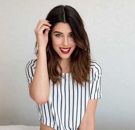 Demy: Παντρεύεται με τον Κύπριο σύντροφο της; | AlphaNews