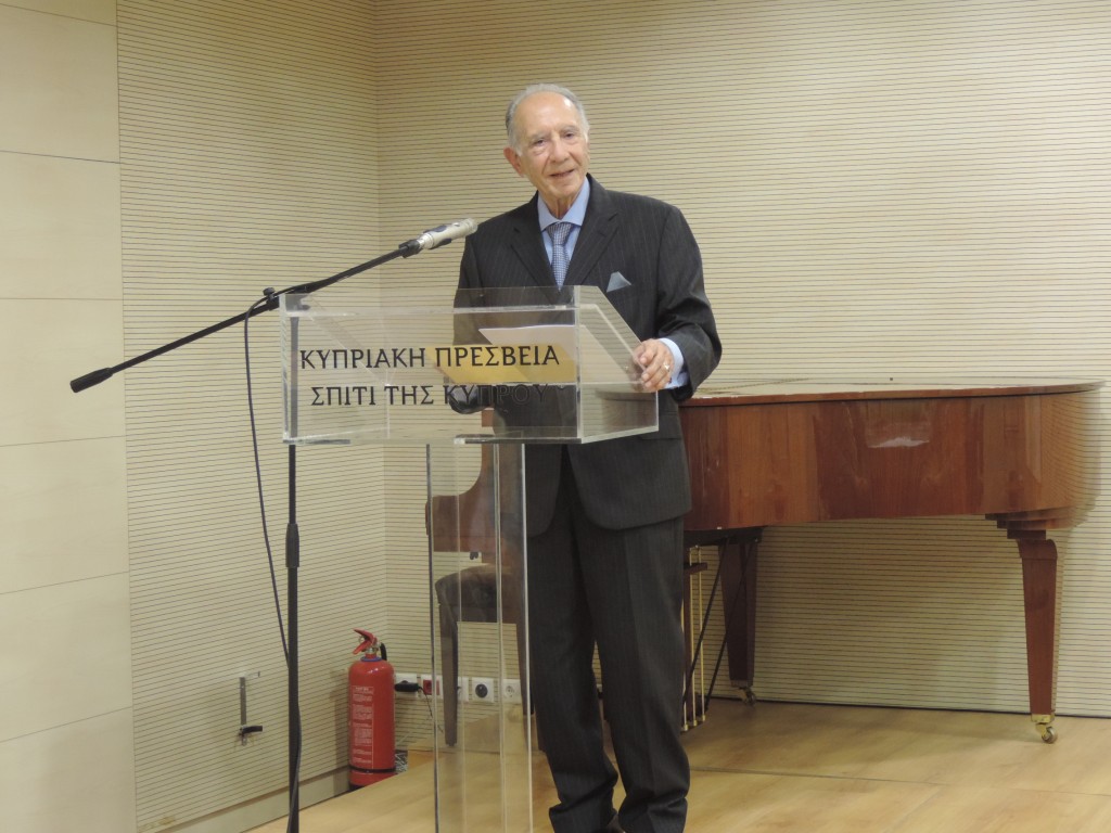 "Έφυγε" από τη ζωή ο πρώην ΓΔ του ΥΠΕΞ, Πρέσβης Τάσος Παναγίδης (ΦΩΤΟ ...