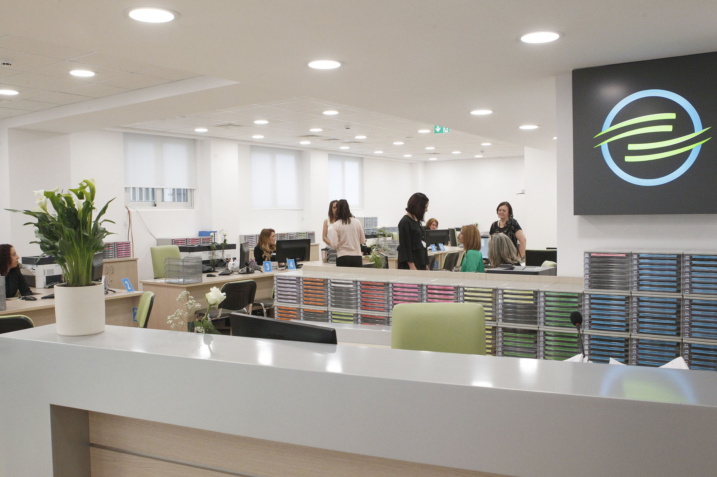 Μέχρι ποια ώρα θα λειτουργούν τα ΚΕΠ την παραμονή της Πρωτοχρονιάς ...