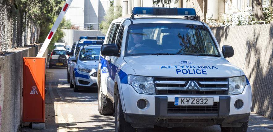 Συνελήφθη και για απόδραση ο 72χρονος που φέρεται να κακοποίησε τα ...