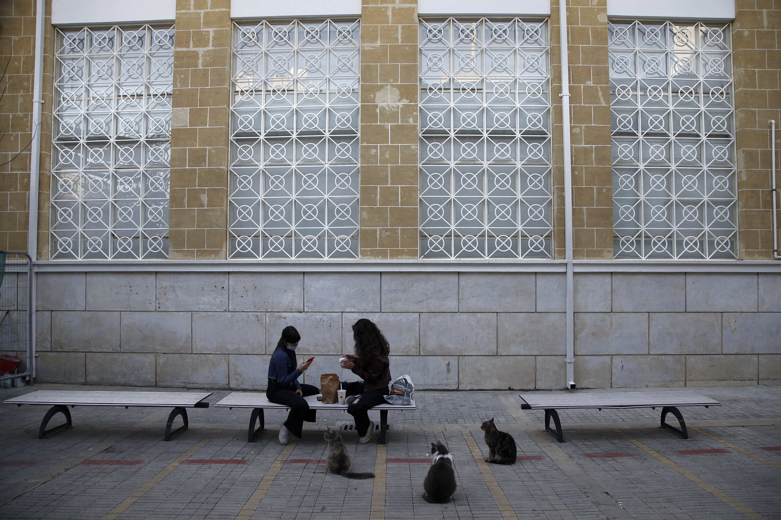 Αυτά είναι τα νέα μέτρα που θα ανακοινώσει αύριο ο Υπουργός Υγείας ...