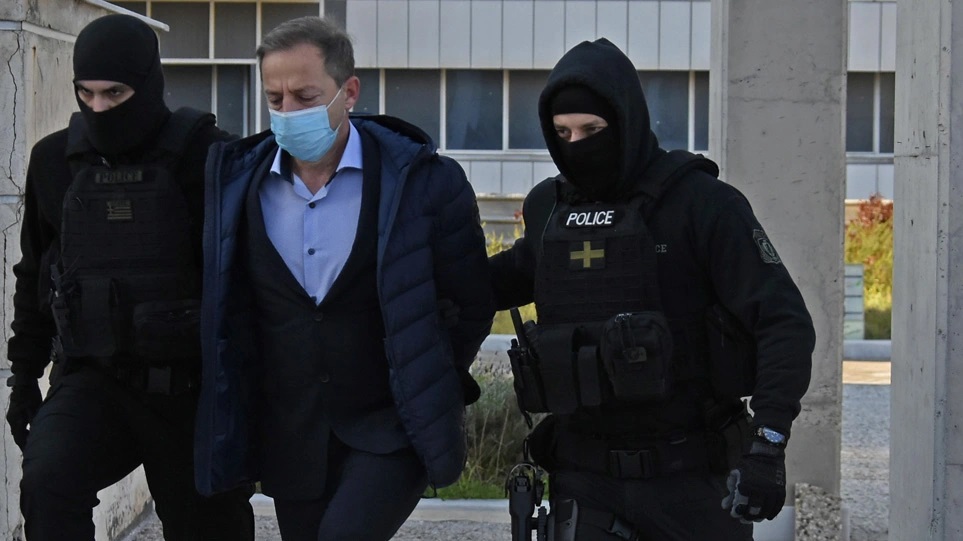 Λιγνάδης: Οι σοκαριστικοί διάλογοι με νεαρούς που βάζουν "φωτιά" στη ...