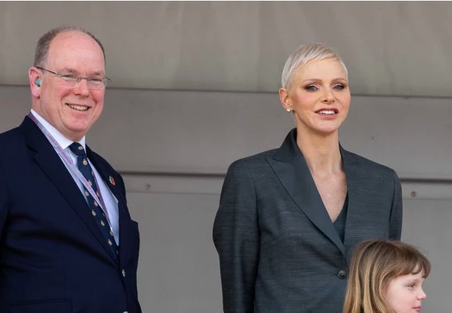 Πριγκίπισσα Charlene:H πρώτη δημόσια εμφάνισή της μετά την περιπέτεια ...