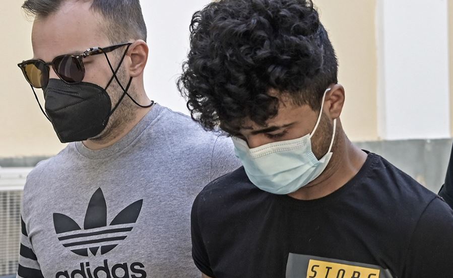 Γυναικοκτονια στο Περιστέρι: «Τη σκότωσα γιατί μίλησε άσχημα για το ...