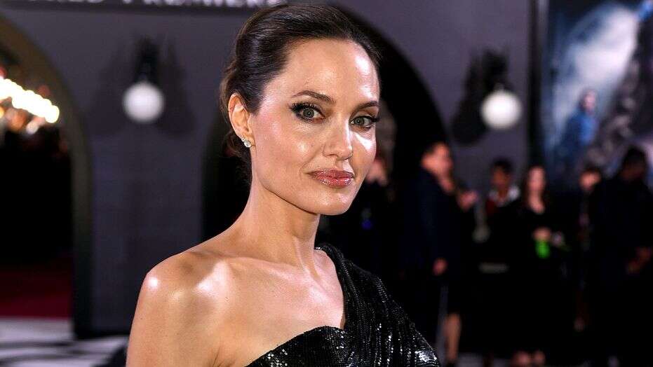 Angelina Jolie: Η συγκλονιστική εξομολόγηση της για τον καρκίνο | AlphaNews