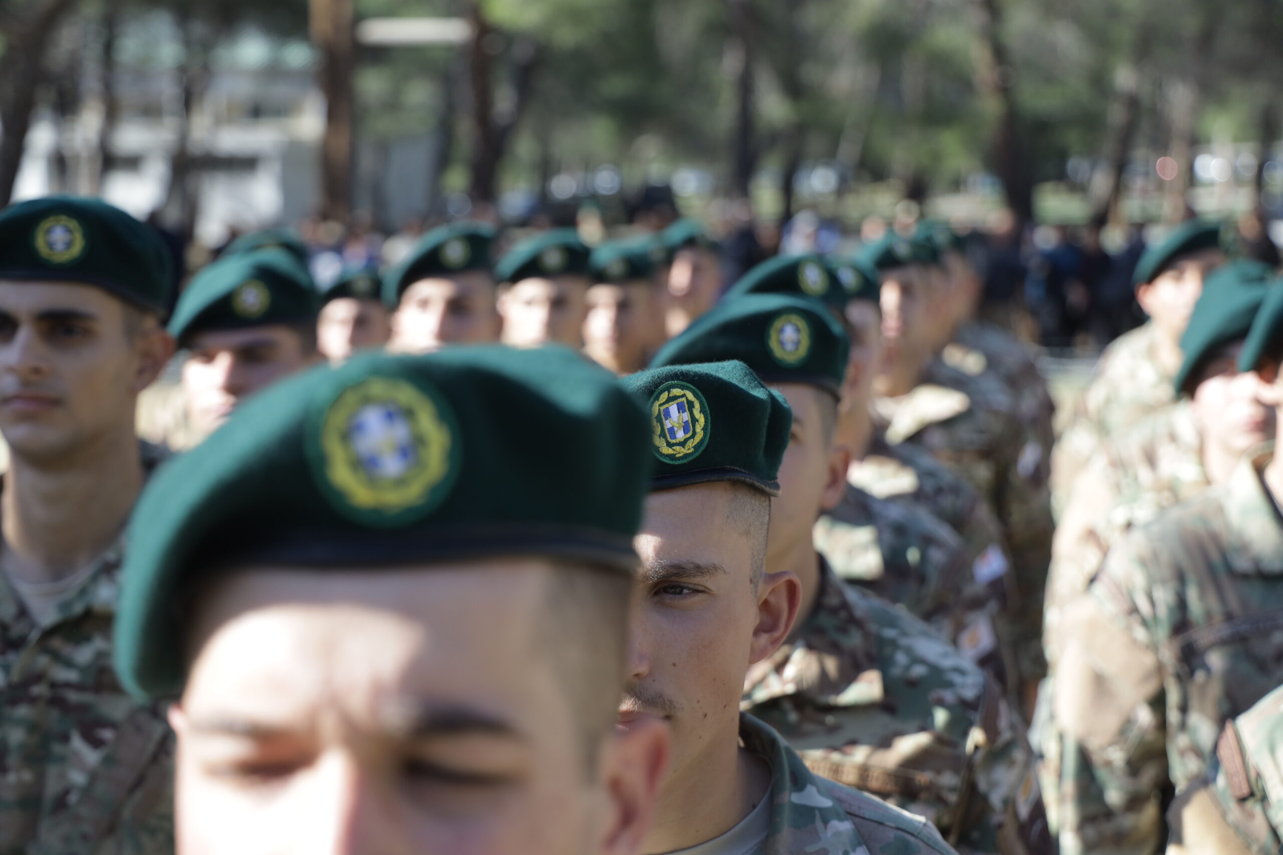 Σε κλίμα συγκίνησης και υπερηφάνειας πήραν τα Πράσινα Μπερέ οι ...