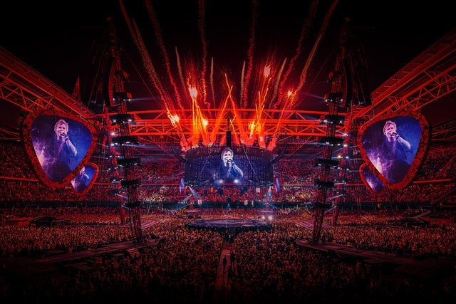 Ed Sheeran: Η ατάκα του στα ελληνικά στην χθεσινή συναυλία του | AlphaNews