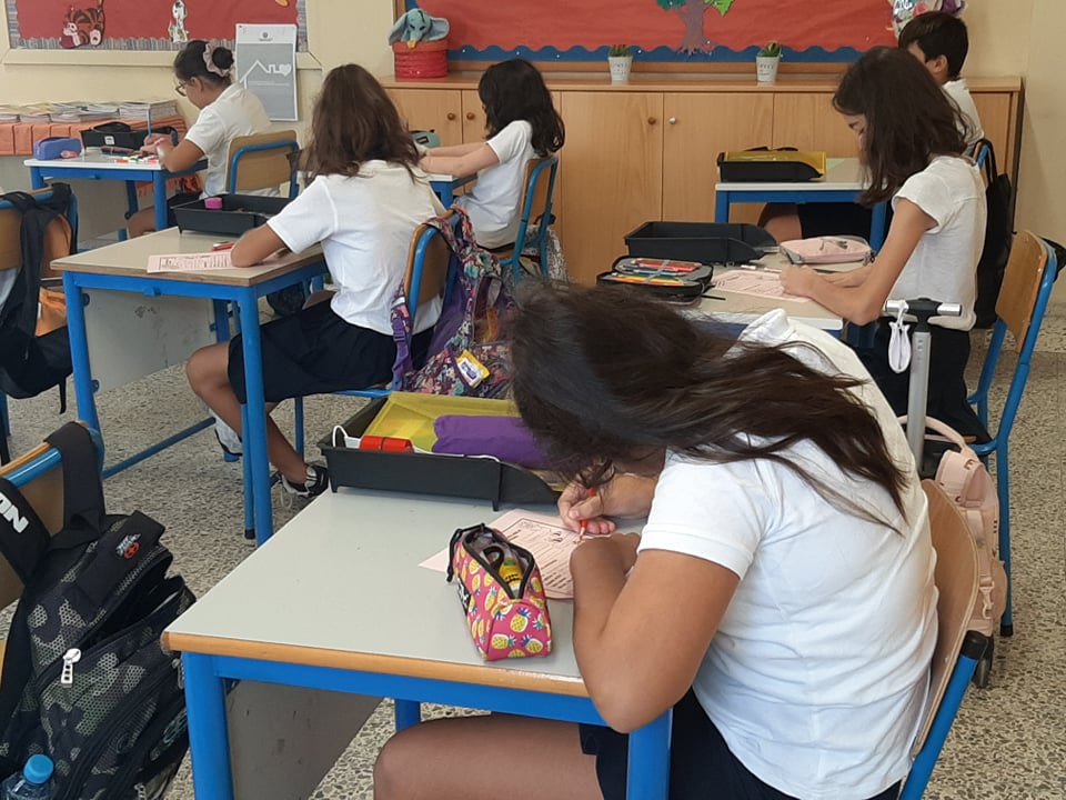 Υπερπληθυσμός στα σχολεία: Αυξάνονται οι μαθητές, μειώνονται οι λύσεις ...