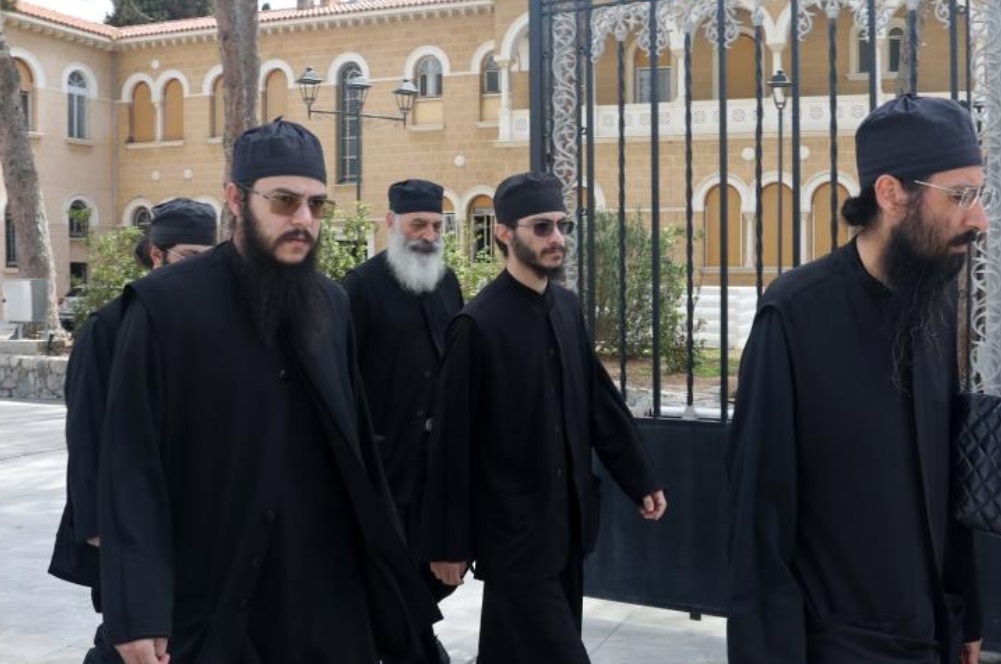 Απολογούνται ενώπιον του Συνοδικού οι μοναχοί, πριν το τέλος βδομάδας η ...