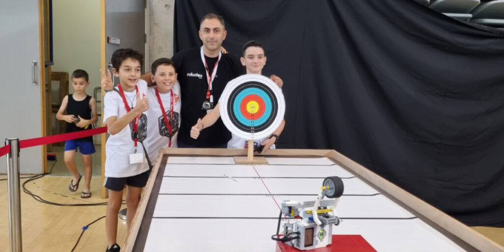 Το Ανοικτό Σχολείο του Δήμου Στροβόλου: Ένα πρότυπο σχολείο STEAM ...