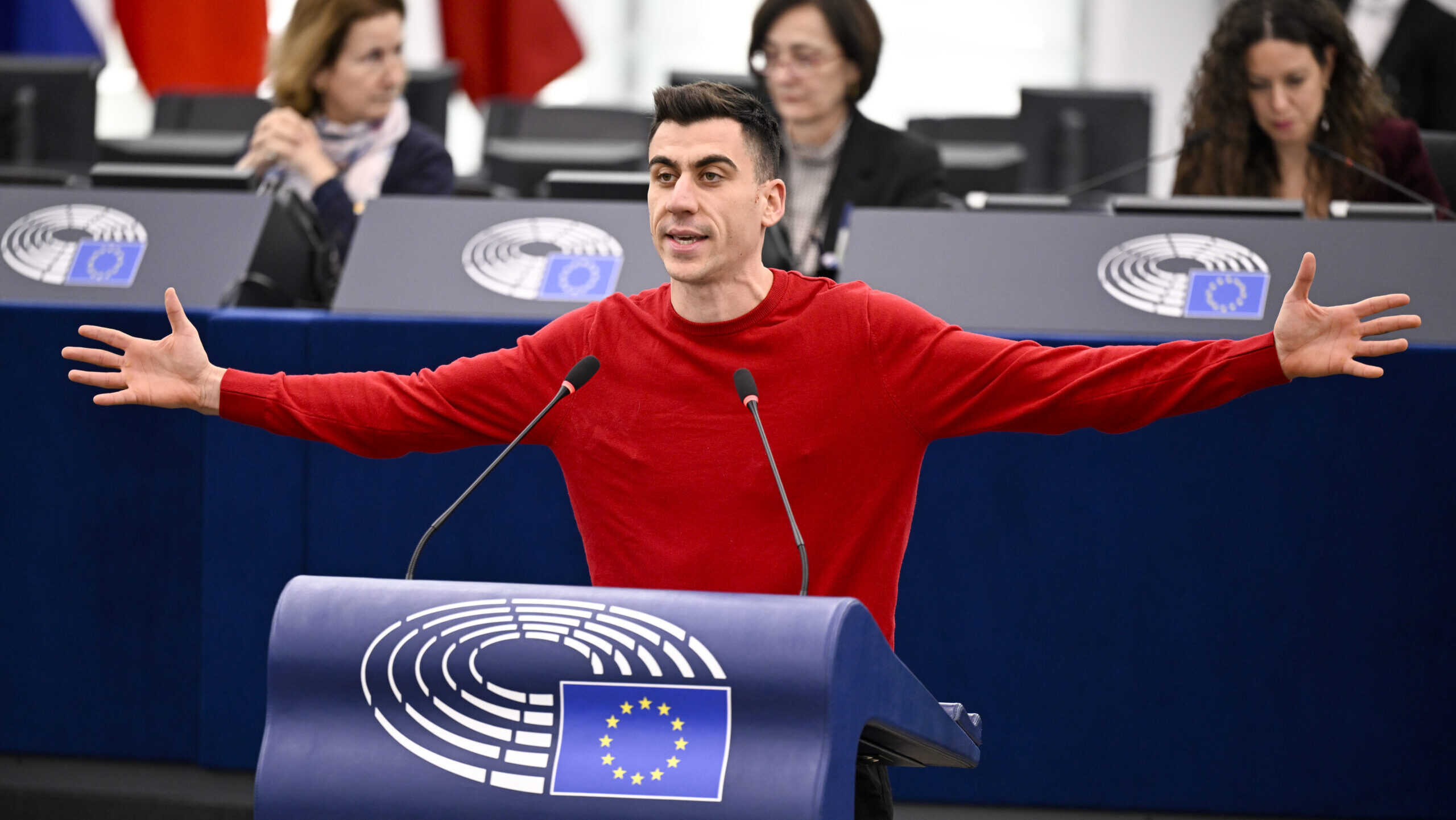 «Οι πολιτικοί στην Κύπρο περιπαίζουν σας»: Πυρ ομαδόν κατά Φειδία για ...
