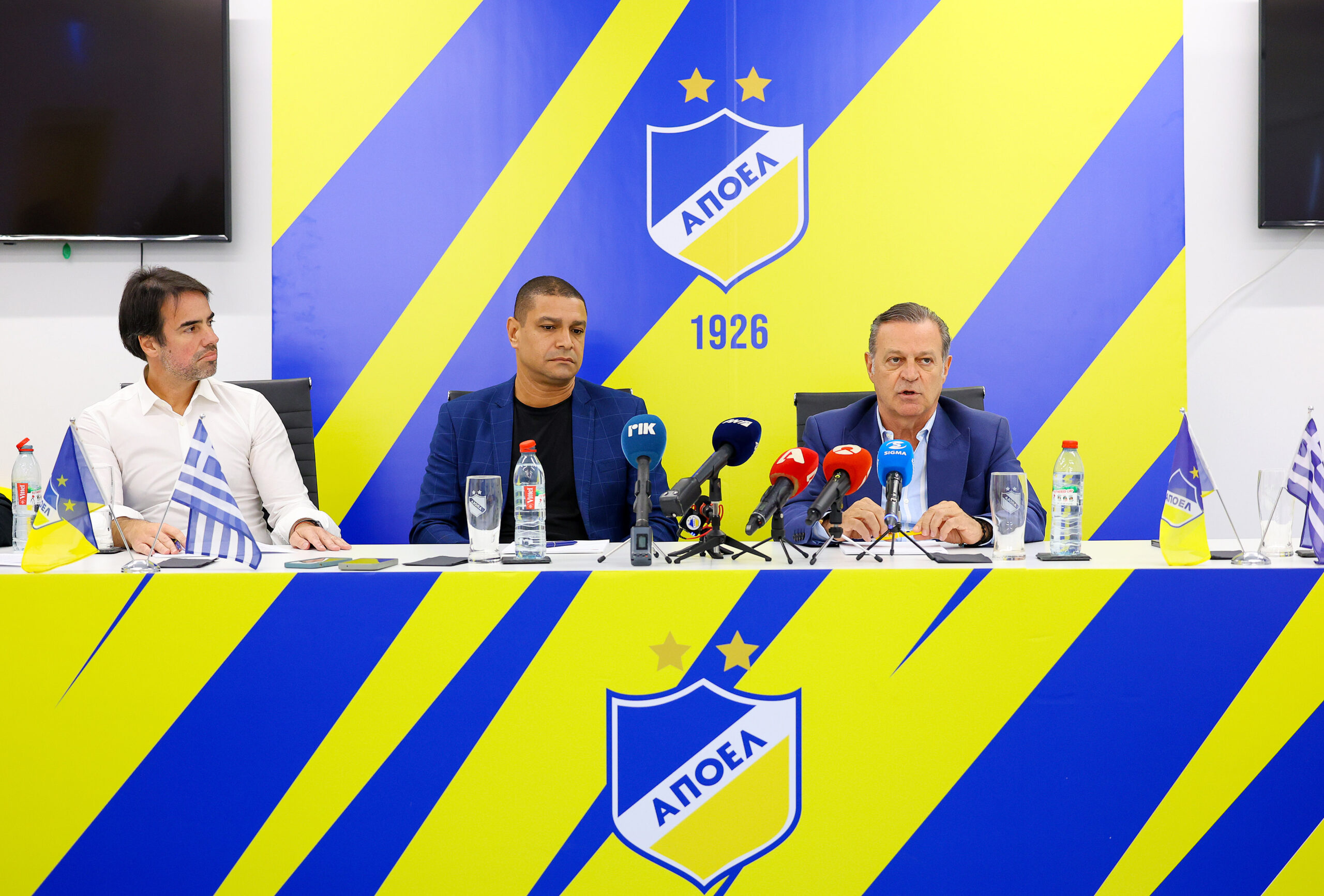 Η F8 Sports πήρε επίσημη θέση για την καθυστέρηση της συμφωνίας με τον ...