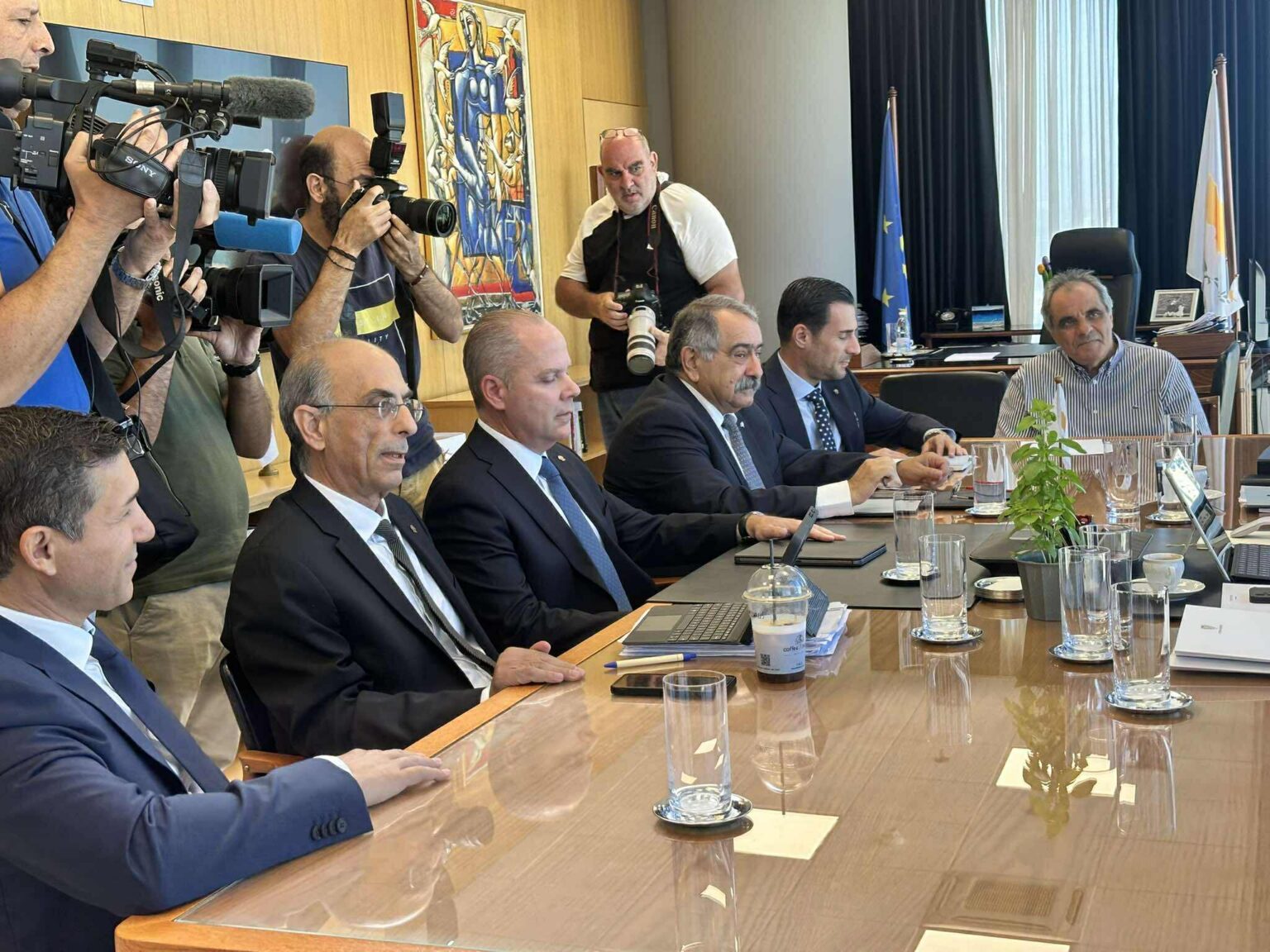 Νέα δεδομένα για ΑΤΑ: Τι βάζουν Κεραυνός και Παναγιώτου στο τραπέζι του ...