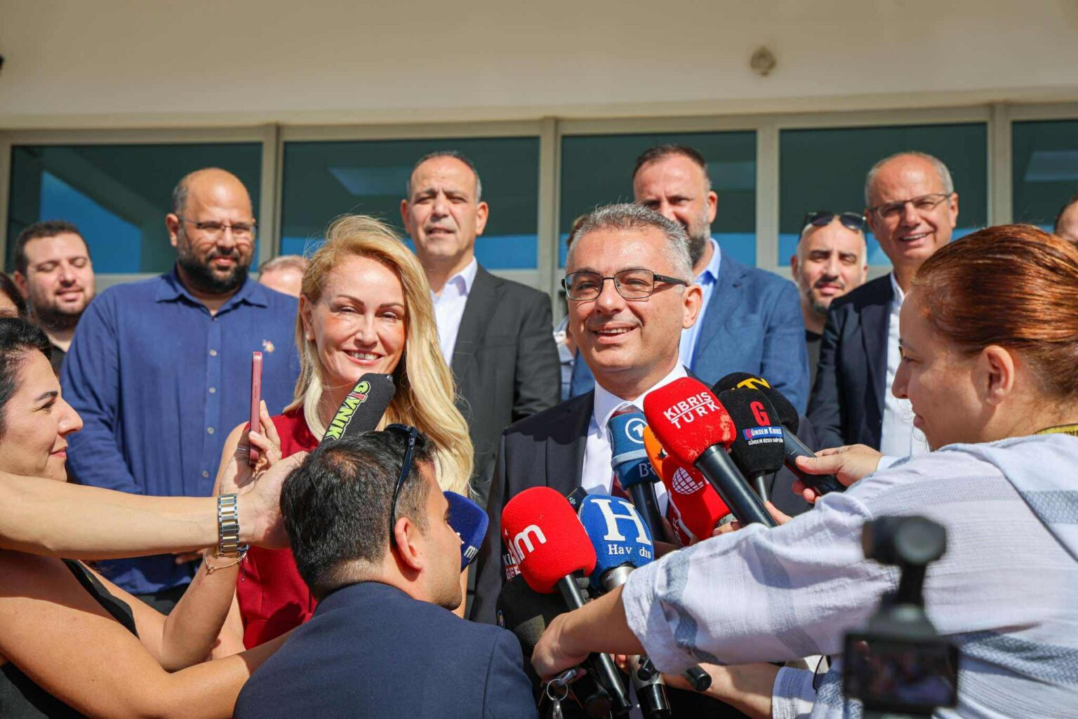 Τον Μεχμέτ Ντανά διόρισε «υφυπουργό» του ο Έρχιουρμαν | AlphaNews