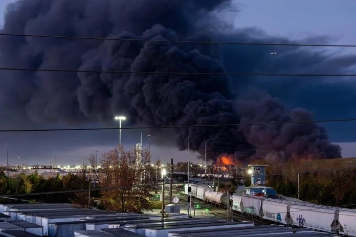 Τουλάχιστον 7 νεκροί σε συντριβή αεροσκάφους στις ΗΠΑ (ΒΙΝΤΕΟ) | AlphaNews