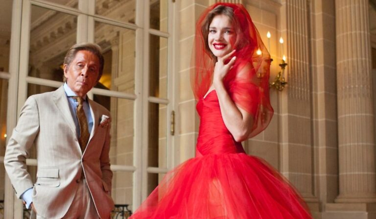 Κηδεία Valentino: Τα ονόματα που έδωσαν το παρών στο τελευταίο «αντίο ...