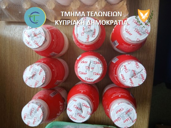ΦΩΤΟ: Φορτώθηκαν κοτόπουλα, βοδινό, αυγά, κεφίρ κι αϊράνι κι ...