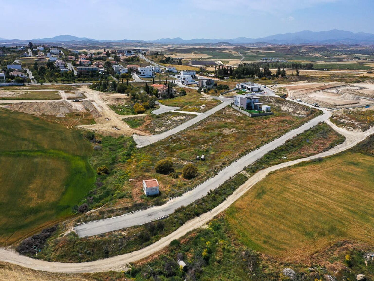 Μοναδική ευκαιρία με 12 οικόπεδα υπό διαχωρισμό στο Δάλι από την ...